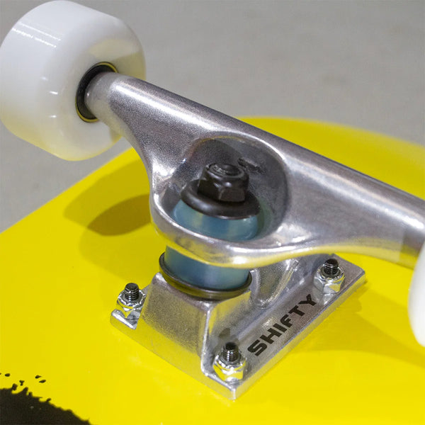 Shifty Smiley Complete 8.00" Skateboard – Point Break NZ | Surf, Street ...